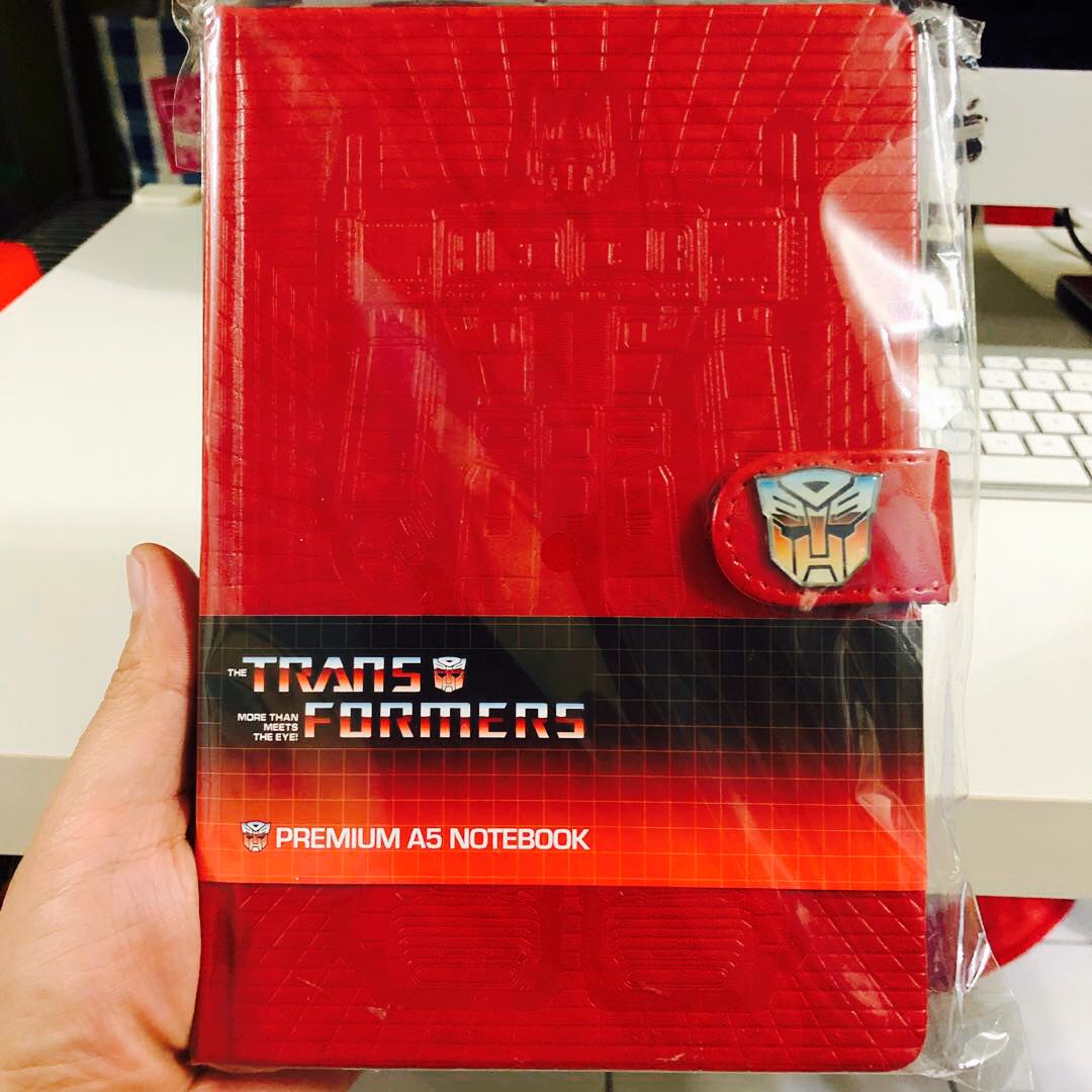 Transformers G1 Optimus Prime A5 Premium Notebook, Hobbies & Toys ...
