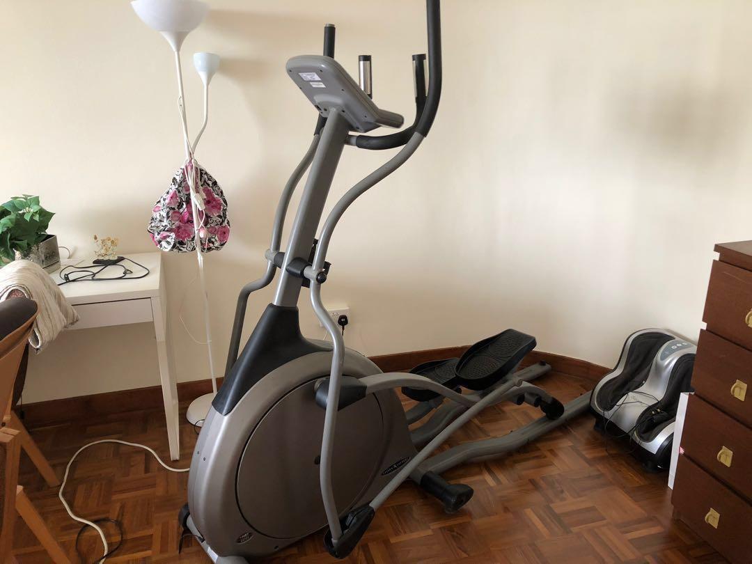 Cross Trainer / Elliptical Trainer FOLDABLE high-end, Sports Equipment ...