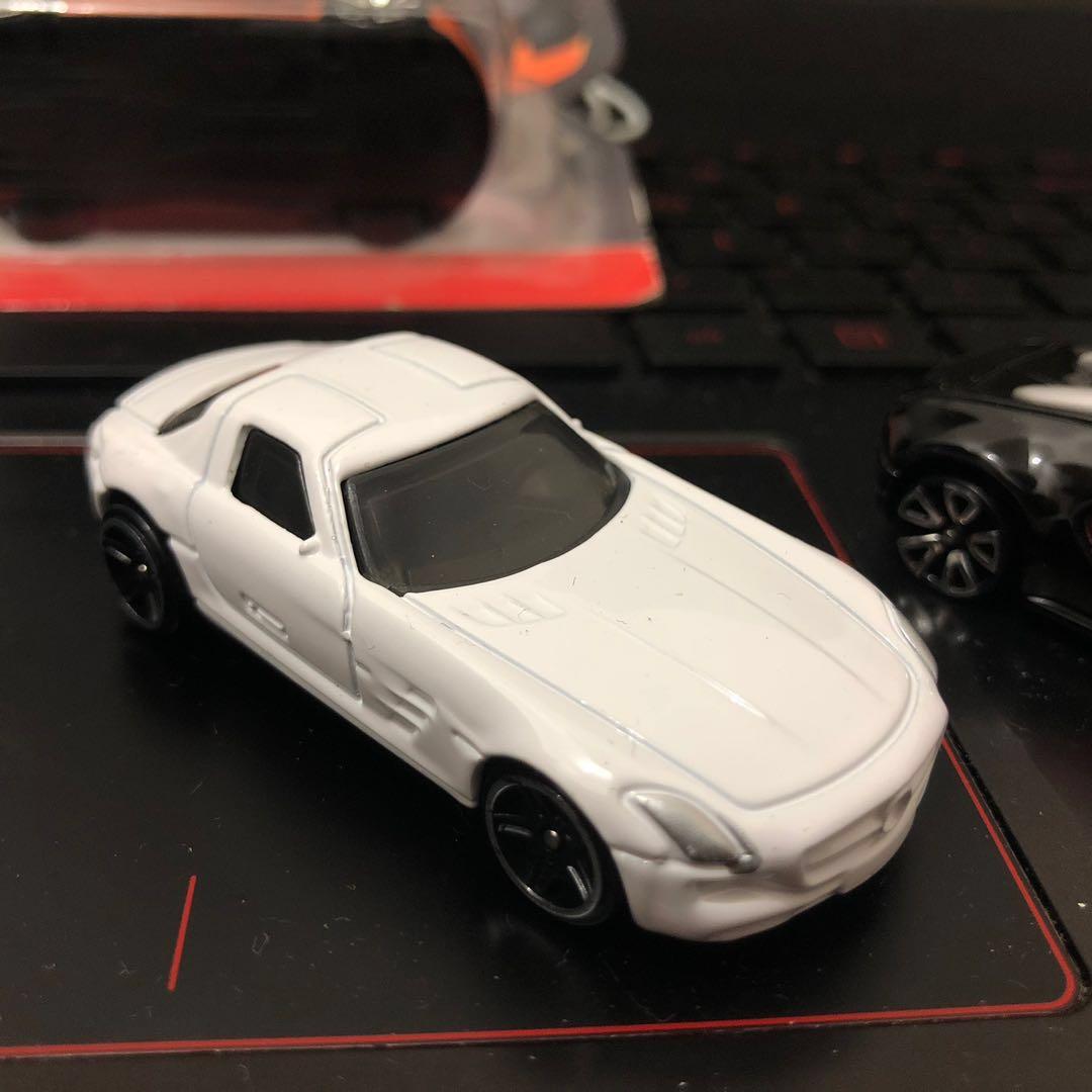 Hotwheels size Hypercar Set, Hobbies & Toys, Toys & Games on Carousell