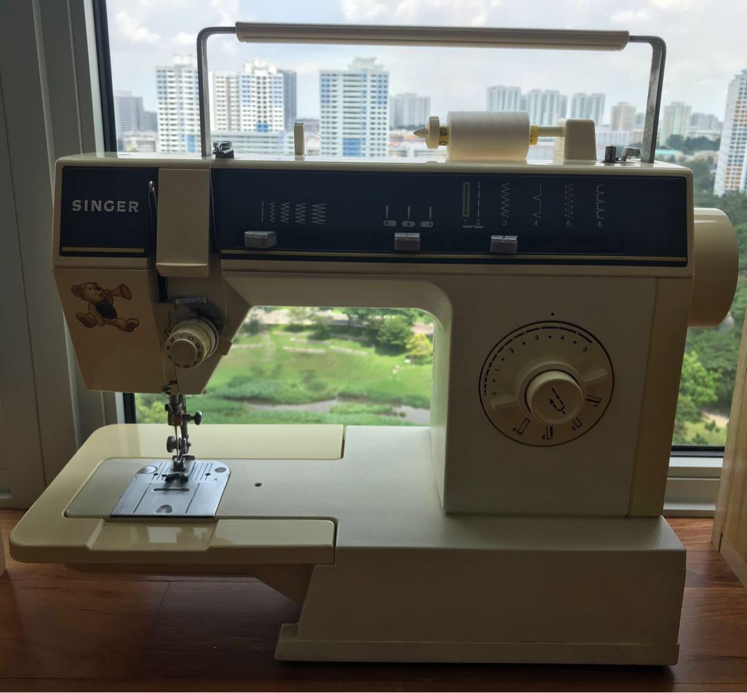 Singer sewing machine 6212C, TV & Home Appliances, Washing Machines and ...