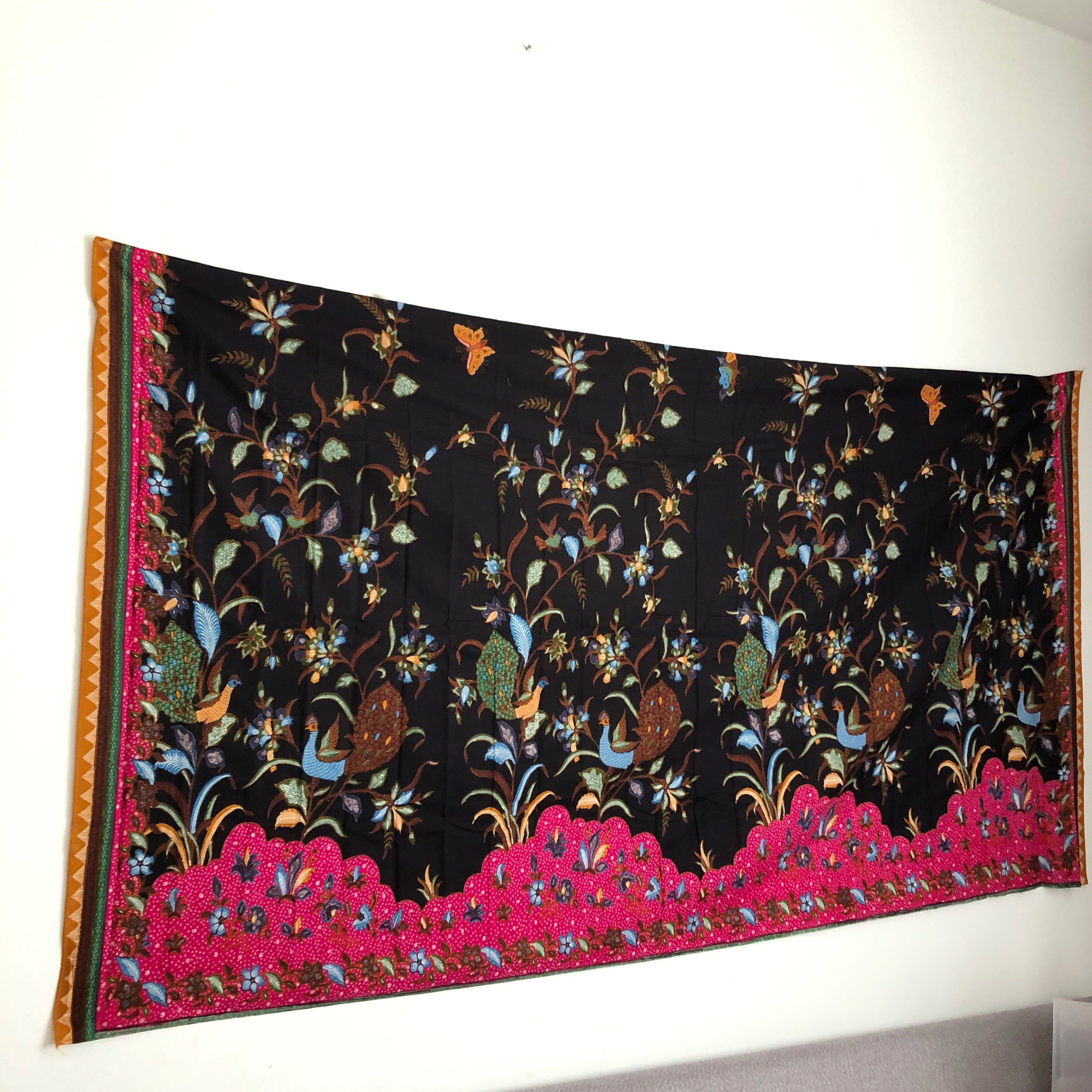 Beautiful Batik Sarong (1.1m x 2.1m) bird pattern black and pink ...