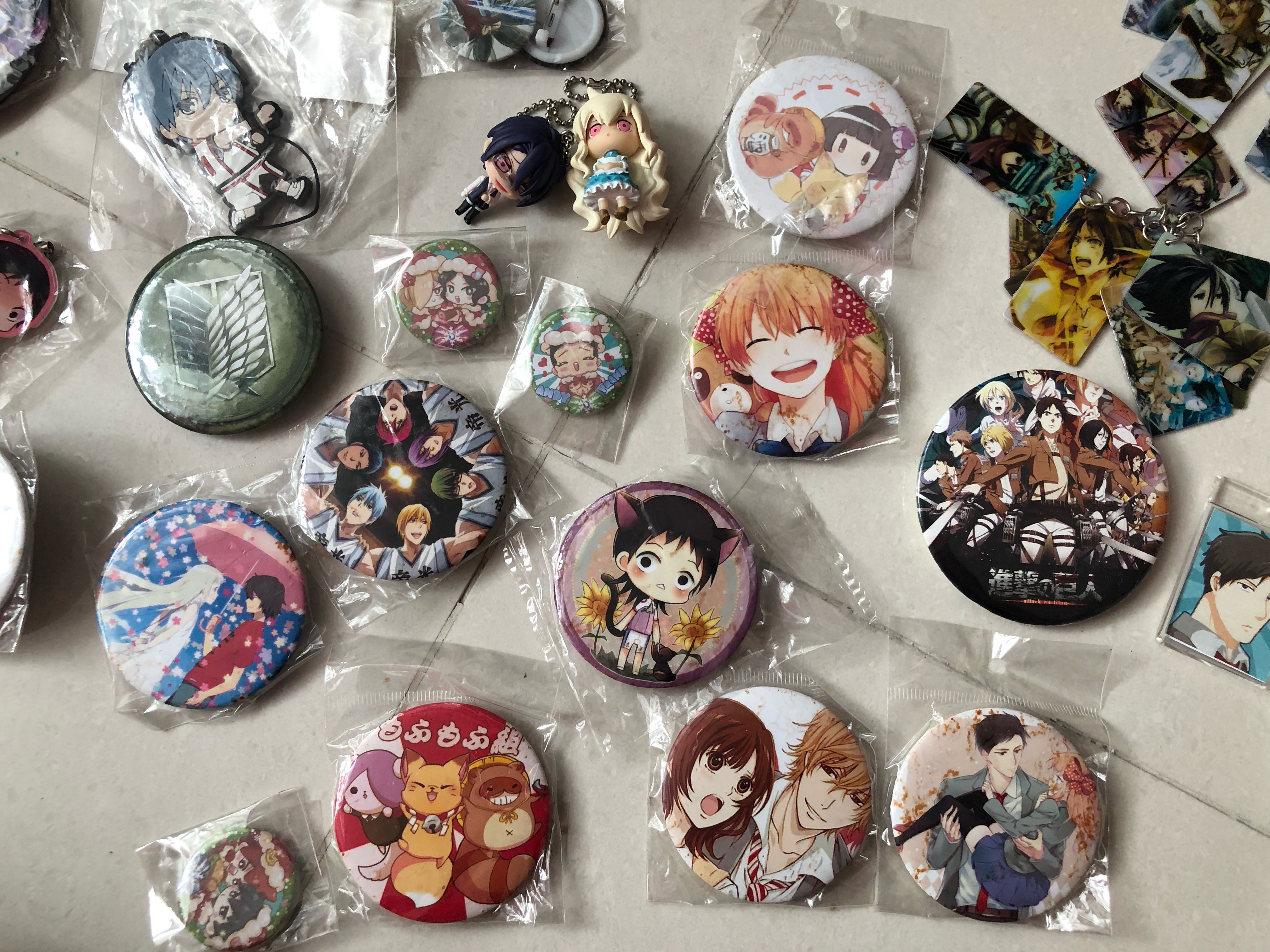 CUTE ANIME KEYCHAINS/pins, Hobbies & Toys, Memorabilia & Collectibles ...
