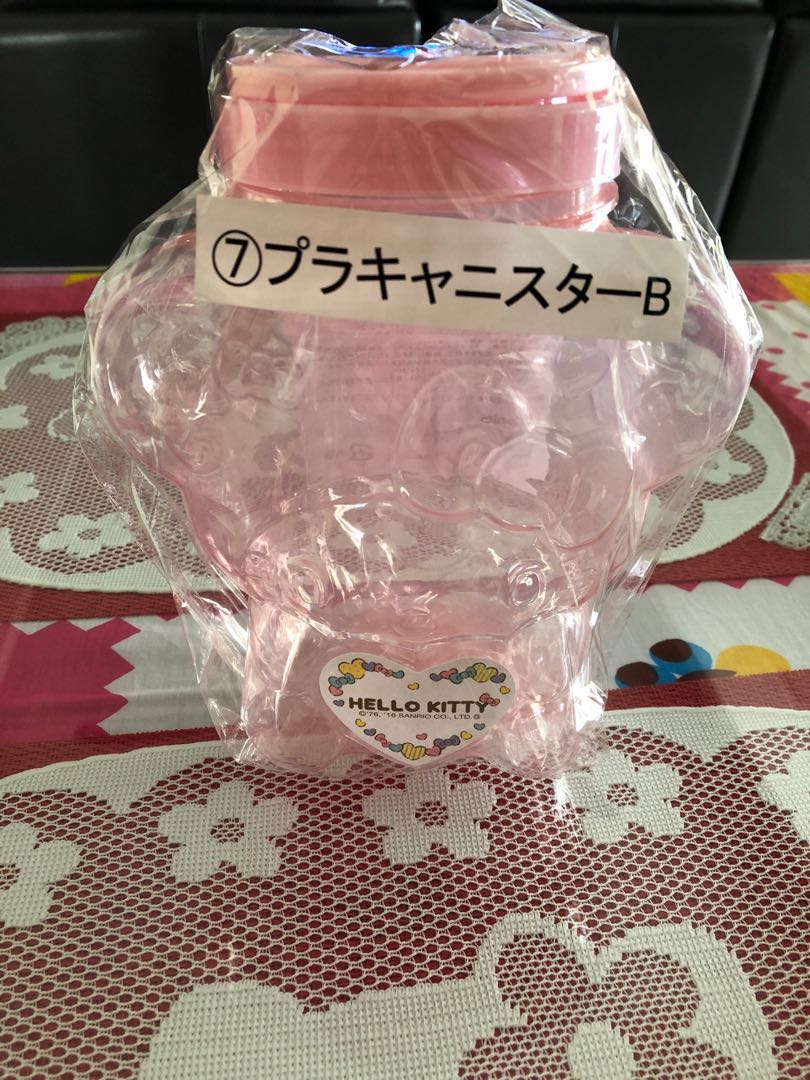 New Hello Kitty plastic container, Furniture & Home Living, Kitchenware ...