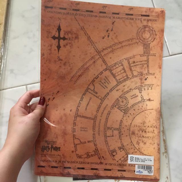 BN HARRY POTTER MARAUDERS MAP FOLDER & MARAUDER'S MAP BN, Hobbies ...