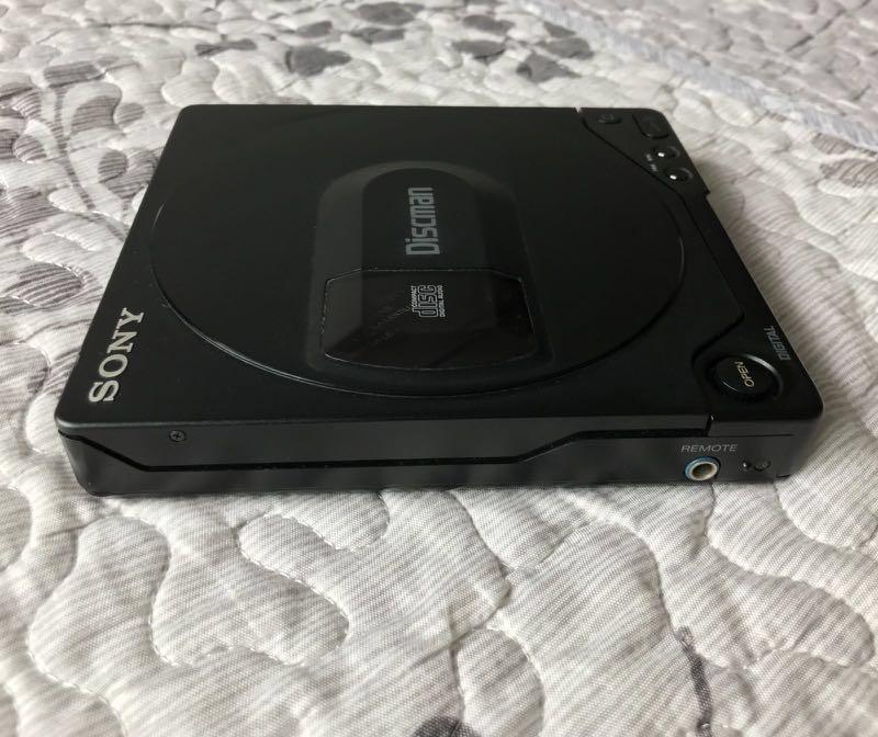 Vintage Sony Discman D-150 portable CD player Japan version in good ...