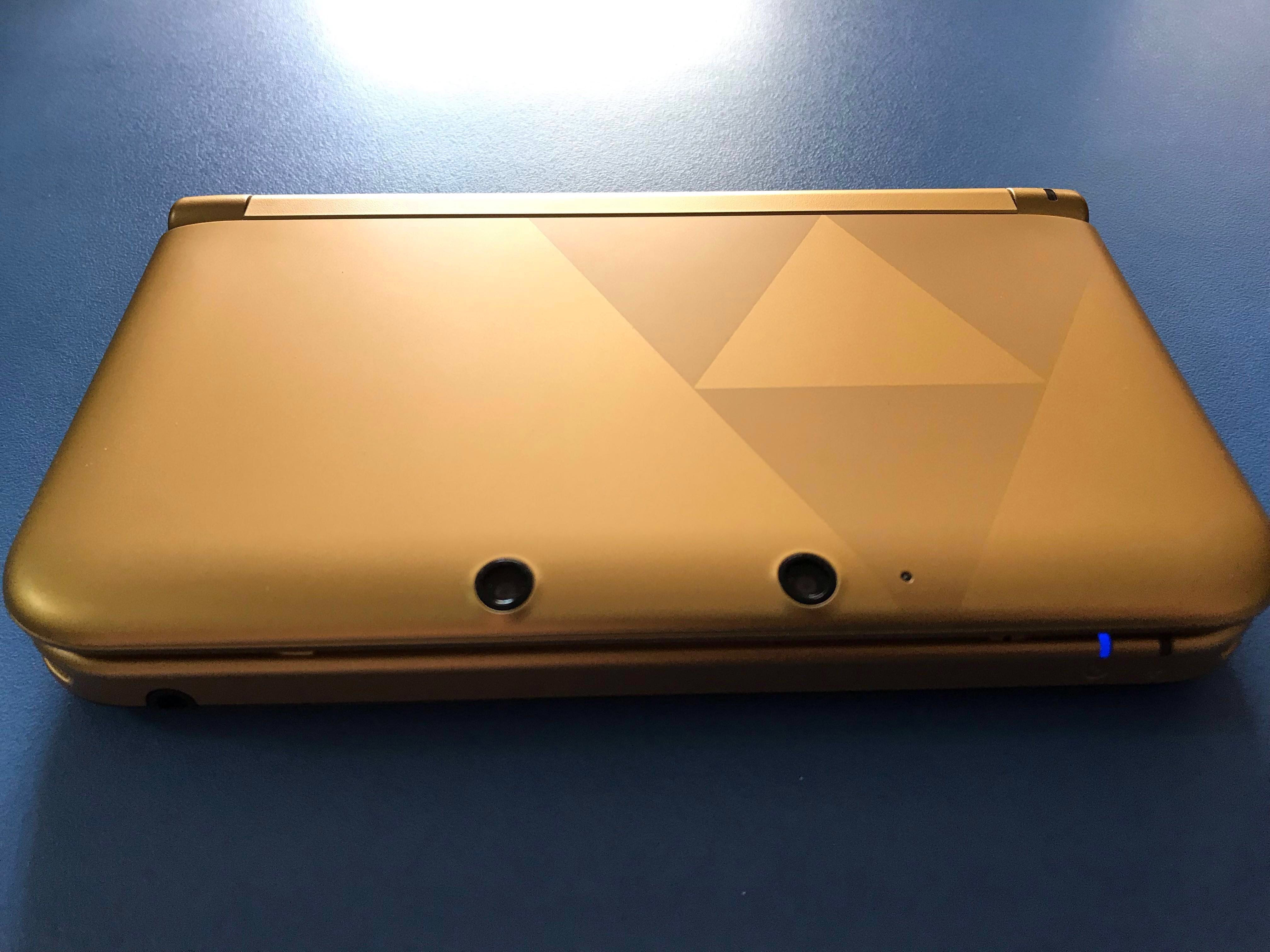 Nintendo 3Ds Xl The Legend Of Zelda A Link Between Worlds Limited ...