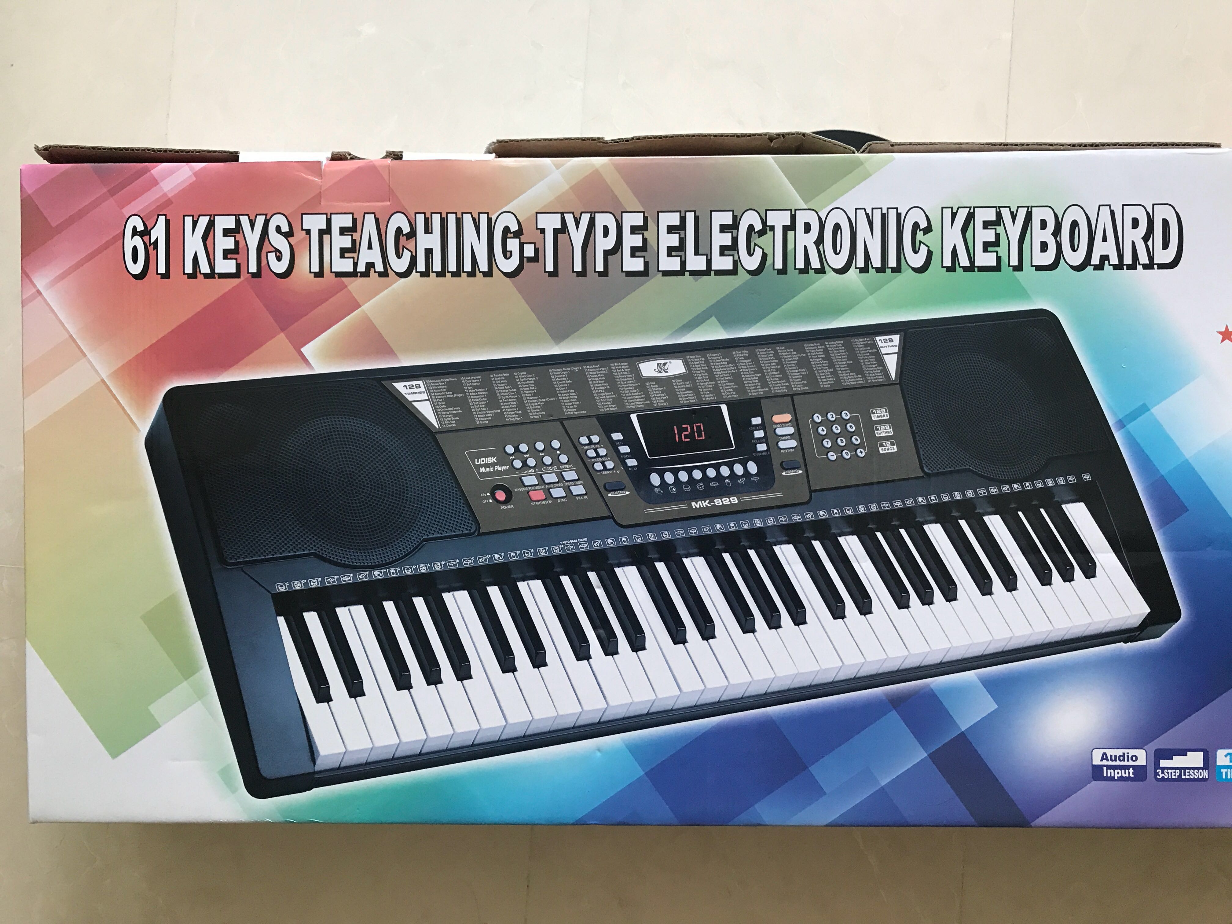 【Year End Clearance】 Brand new 61 keys electronic keyboard, Hobbies ...