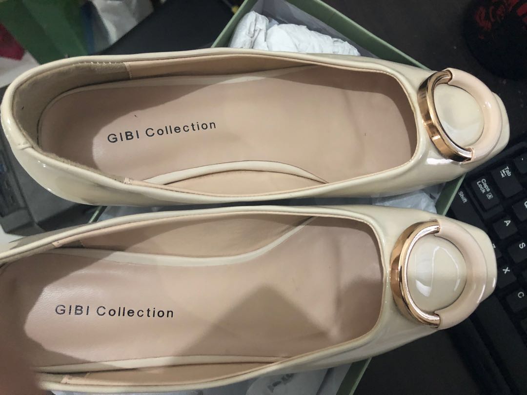 GIBI shoes, Women's Fashion, Footwear, Sneakers on Carousell