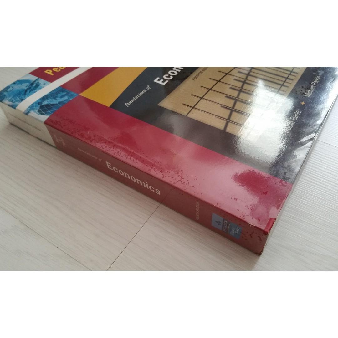 Economics Textbook - Junior College & University Level, Hobbies & Toys ...