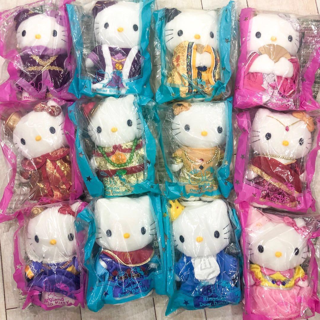 Hello Kitty King & Queen (Full Set), Hobbies & Toys, Toys & Games on ...