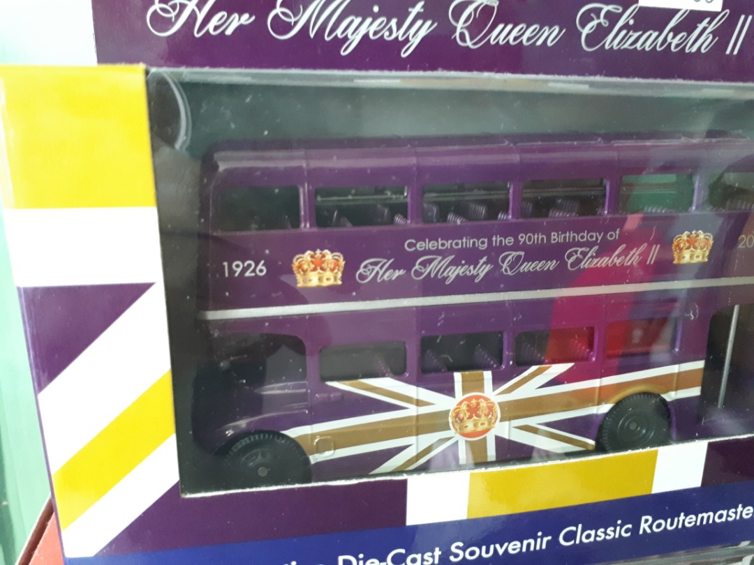 London Bus Queen Elizabeth Edition, Hobbies & Toys, Toys & Games on ...