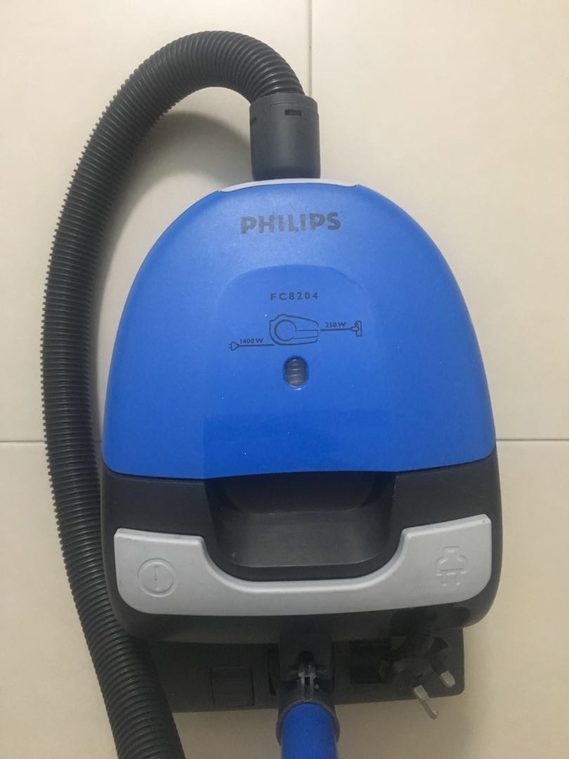Philips FC8204 Powerful Vacuum Cleaner, TV & Home Appliances, Vacuum Cleaner & Housekeeping on ...