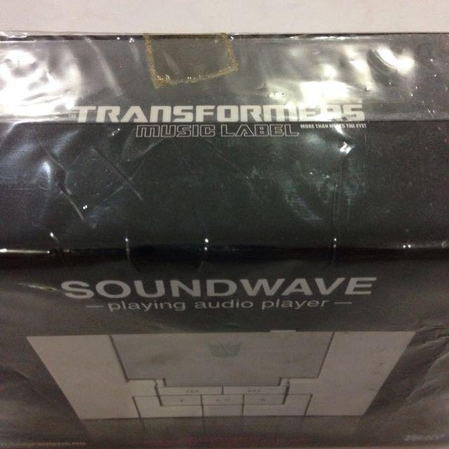 Takara Tomy Transformers Music Label "Soundwave", Hobbies & Toys, Toys ...