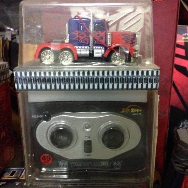 Transformers ZipZaps Micro RC Optimus Prime, Hobbies & Toys, Toys ...