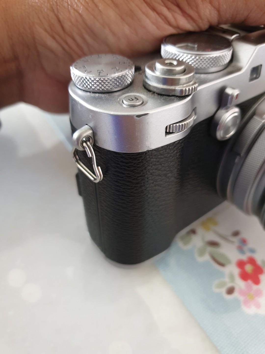 Used silver Fujifilm X100F with filter, original vent hood and extra ...