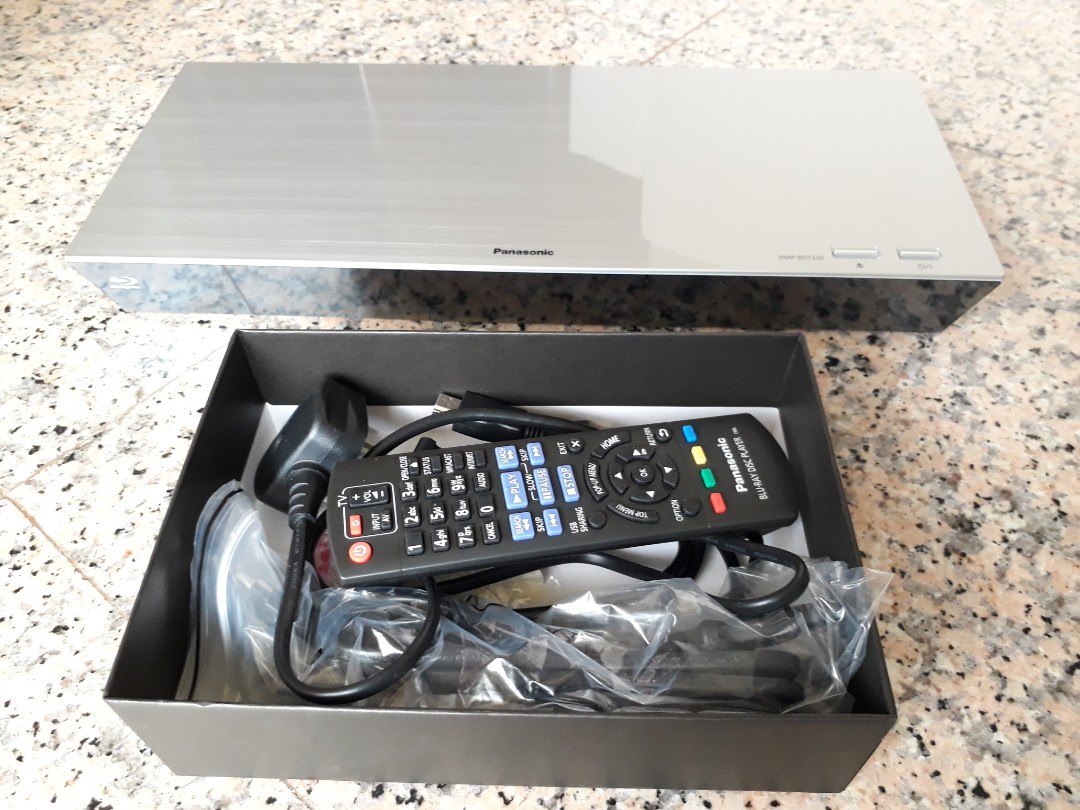 BLU-RAY PANASONIC DMP-BDT330, TV & Home Appliances, TV & Entertainment ...
