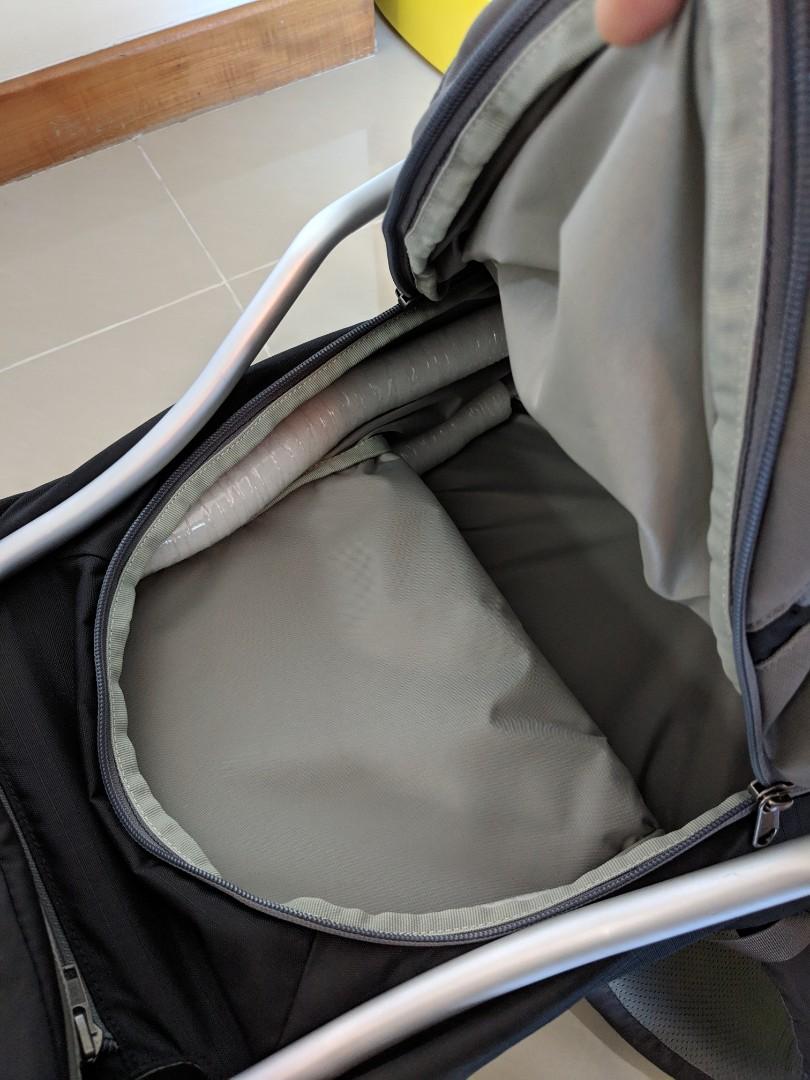 Macpac Vamoose V2 almost new, Babies & Kids, Bathing & Changing ...