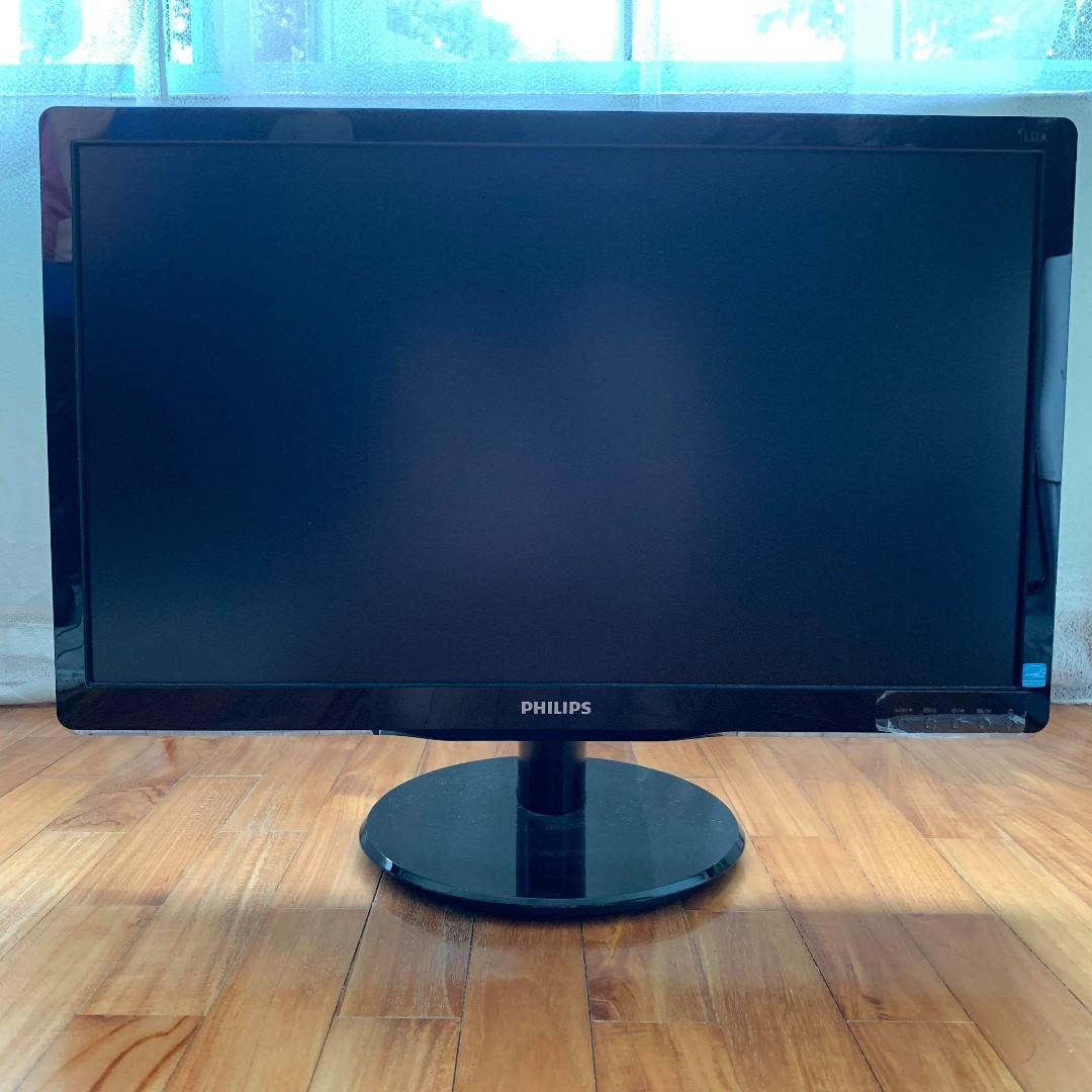Philips 226VL LCD Monitor with LED backlight (21.5 Philips 226VL LCD Monitor with LED backlight (21.5