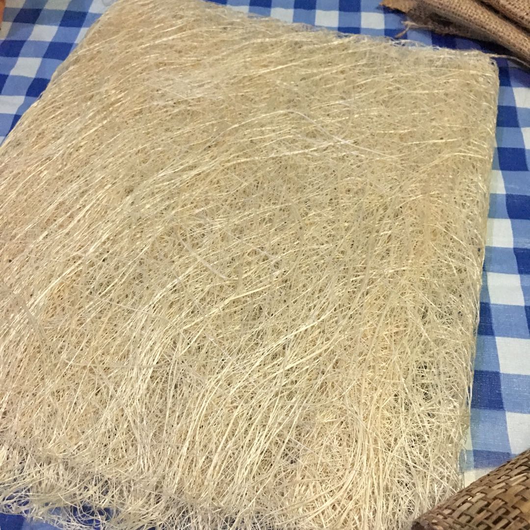 Sinamay wrapper/Abaca Scrunch, Hobbies & Toys, Stationary & Craft ...