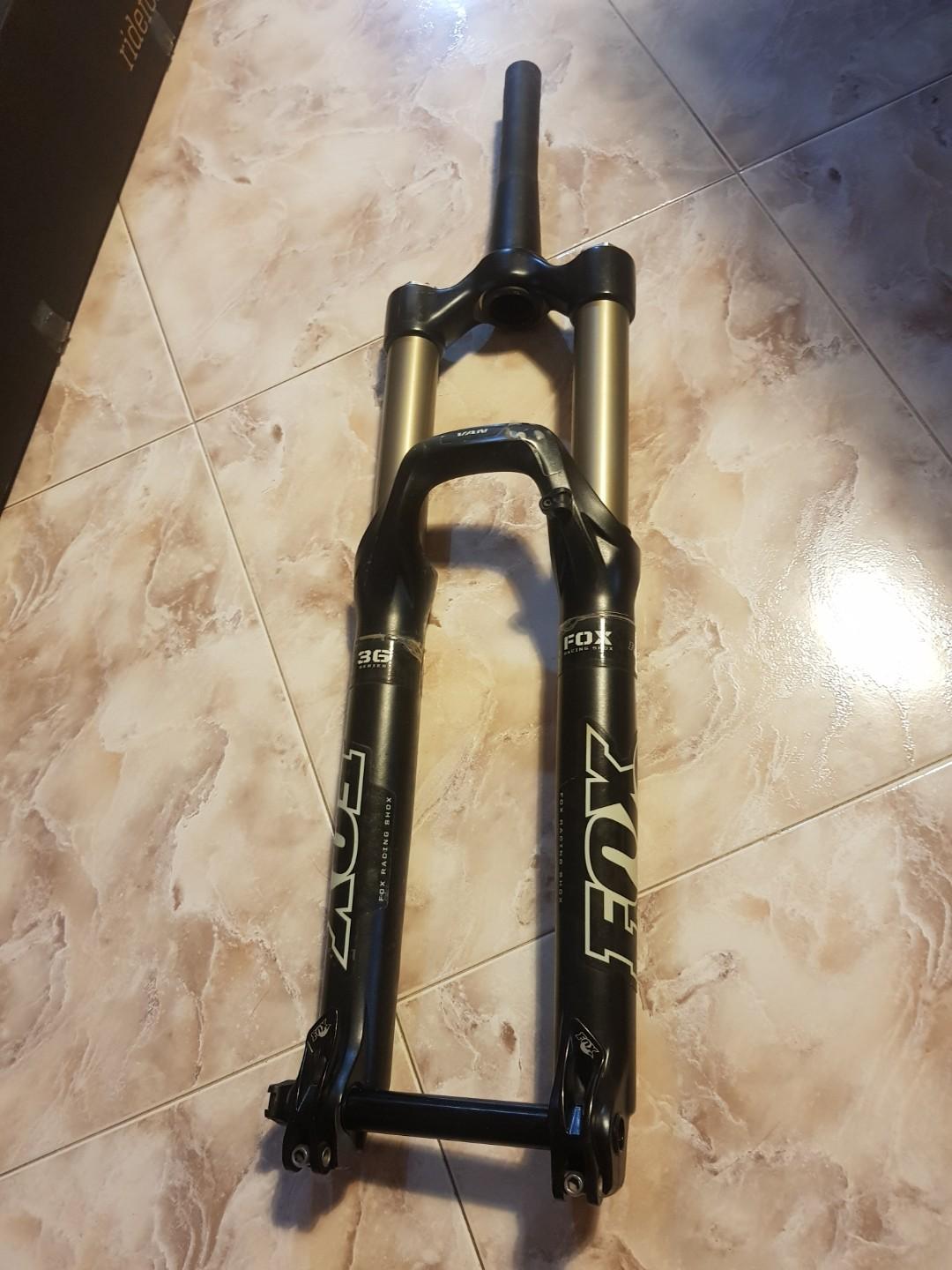 Used Fox Van 36 Series shock (has a crack on steer tube), Sports ...