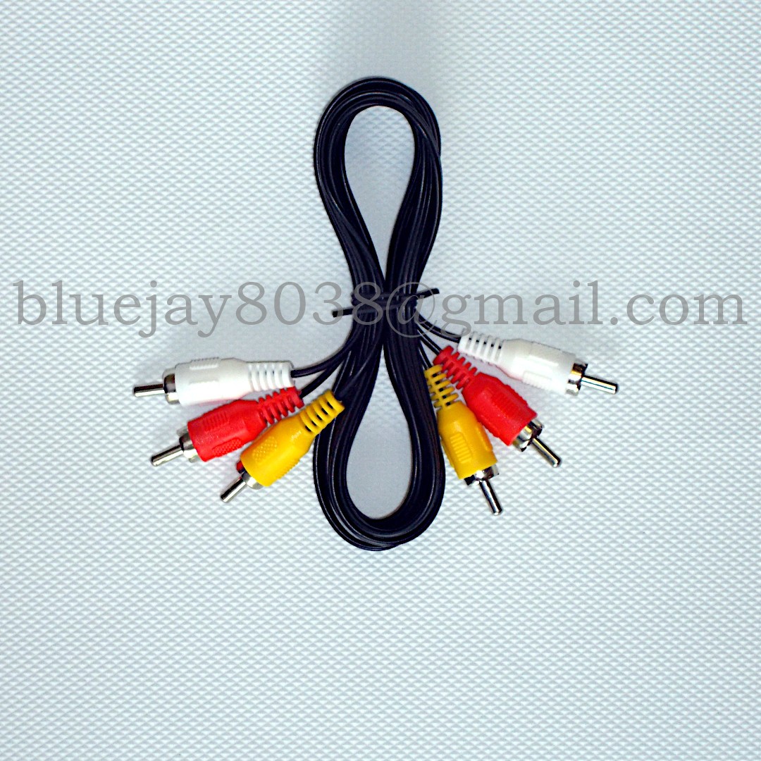 AV Composite Cable male-to-male 5 Feet long 3 RCA male connectors at ...