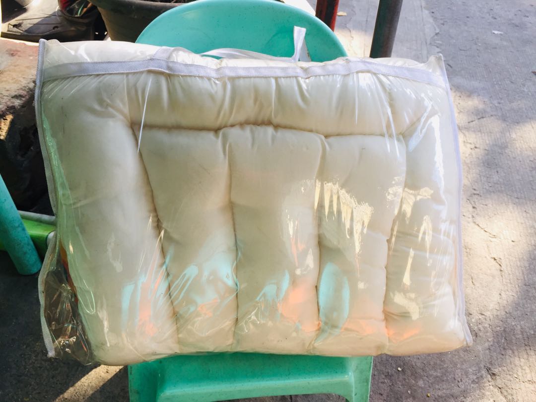 Baby kutson set, Babies & Kids, Bathing & Changing, Baby Toiletries ...