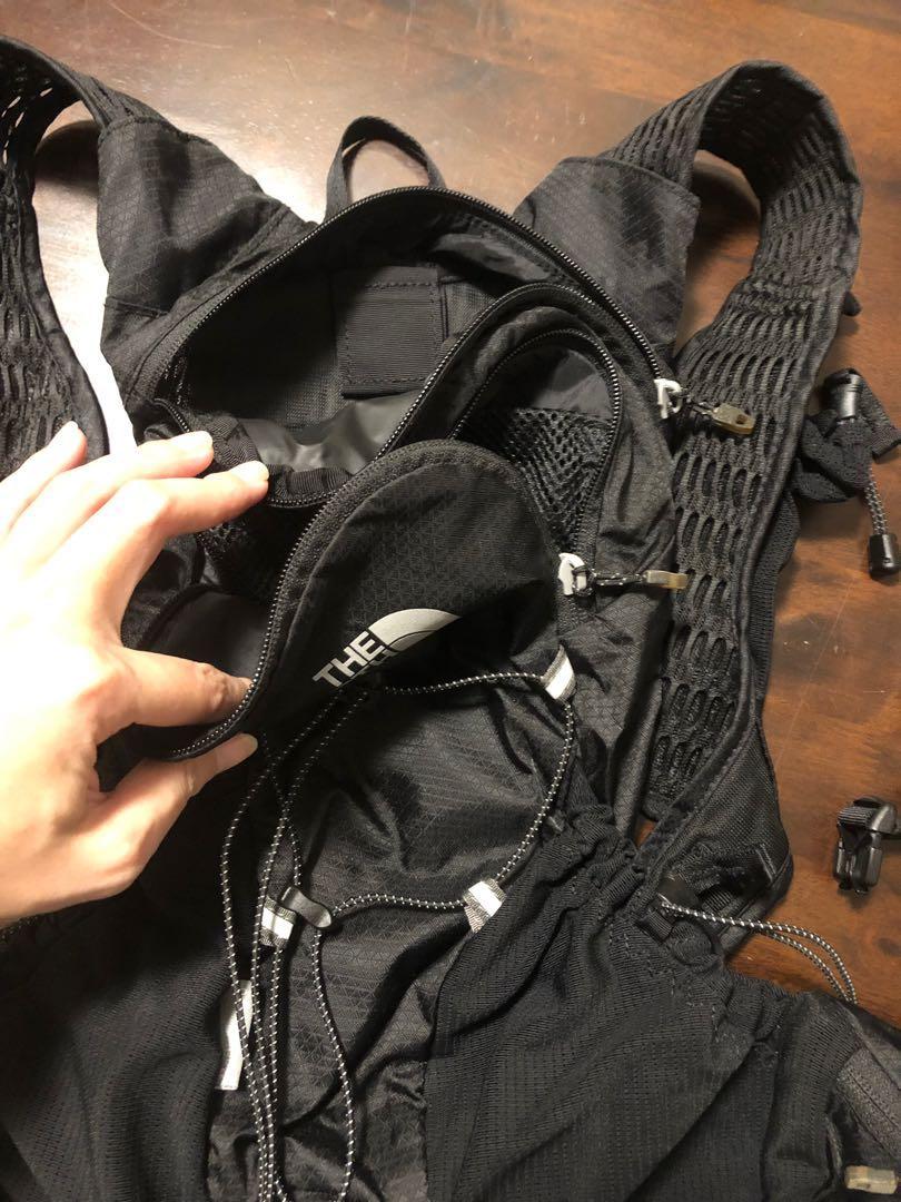 The North Face running back pack, Men's Fashion, Activewear on Carousell