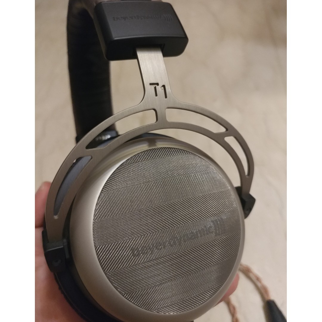 Beyerdynamic T1 with Balanced Cable, Audio, Portable Audio Accessories ...
