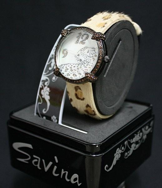 Savina swarovski crystal watch, 女裝, 飾物及配件, 寶石、鑽石、水晶 - Carousell