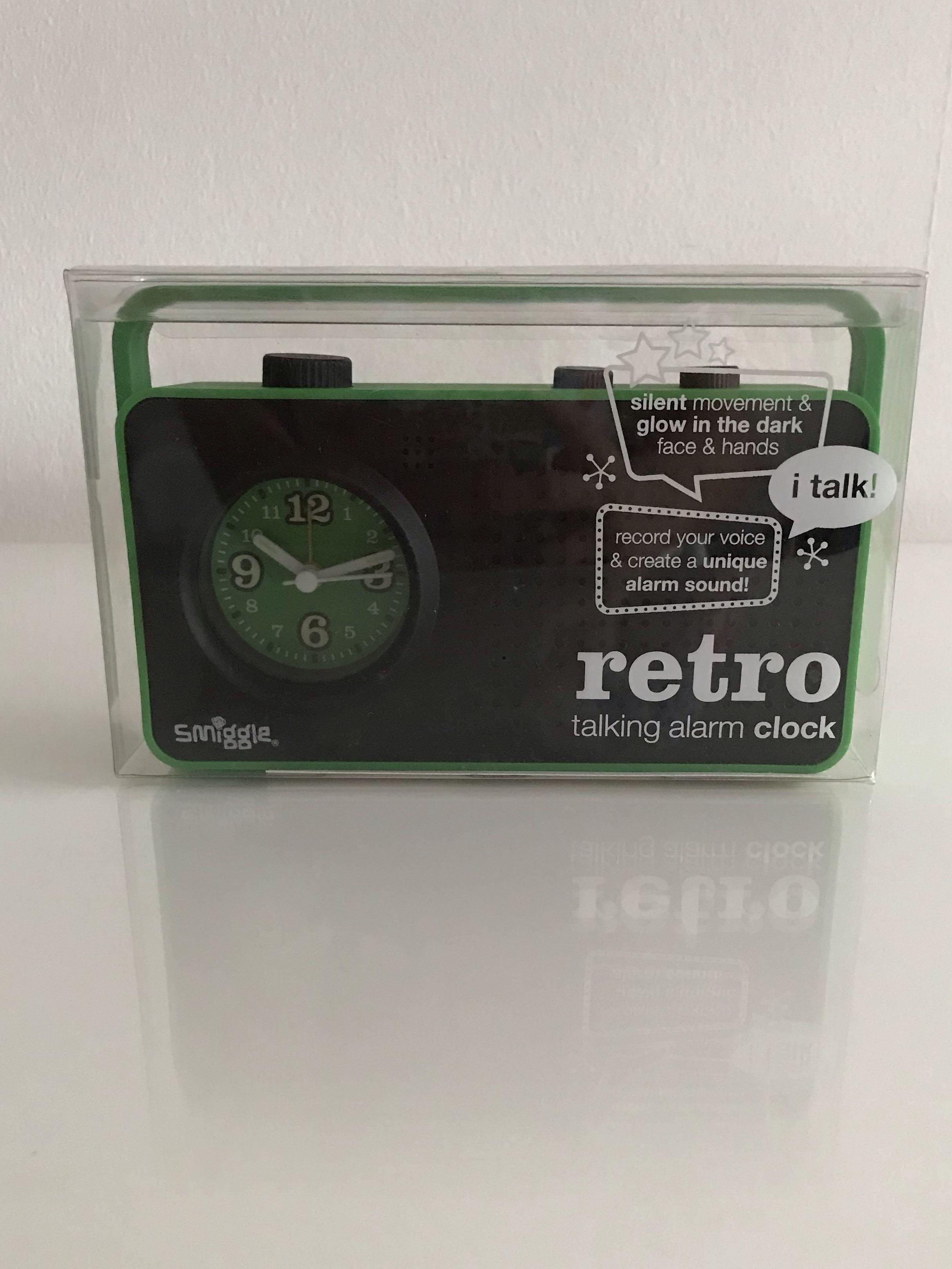 Smiggle Alarm Clock, Hobbies & Toys, Toys & Games on Carousell