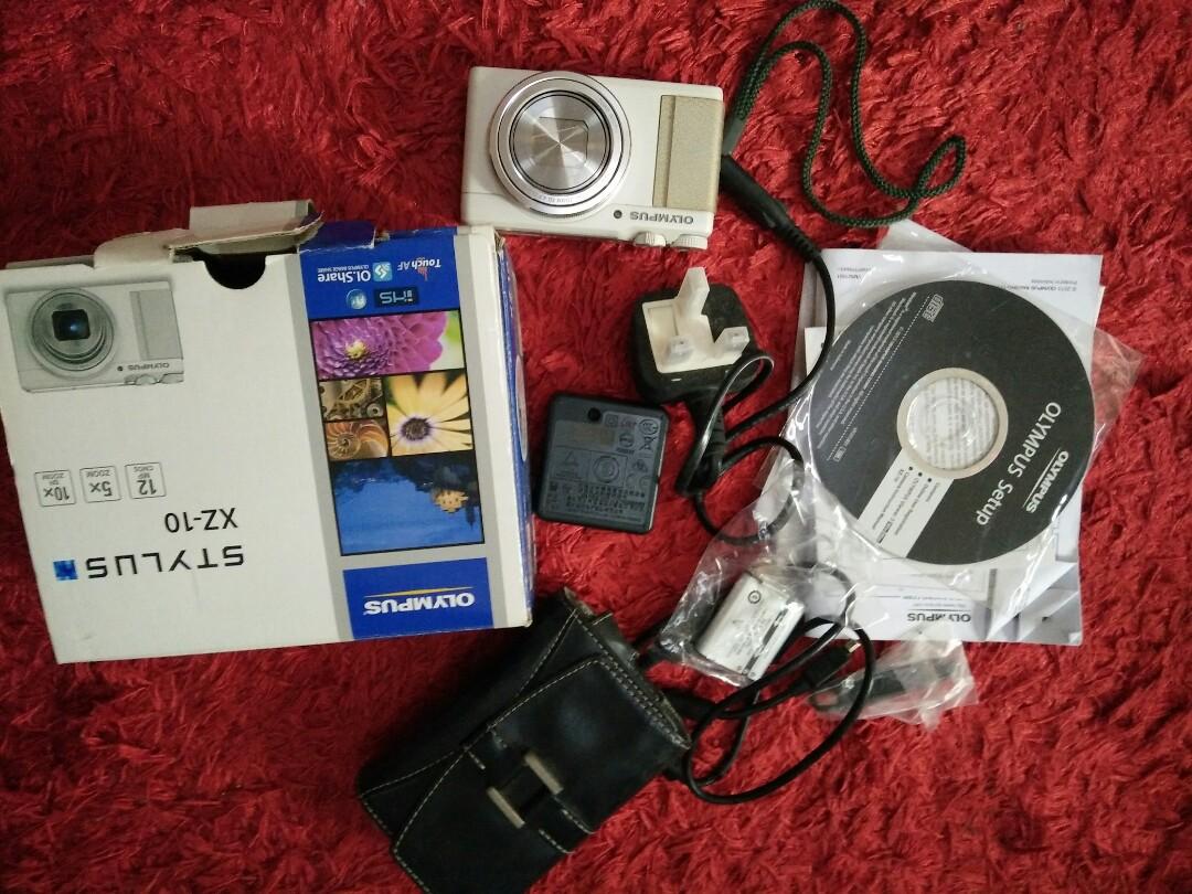 toshiba compact camera, Photography, Cameras on Carousell