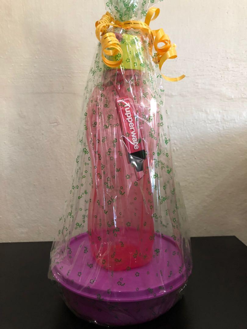 Tupperware Gift Set, Furniture & Home Living, Home Improvement ...