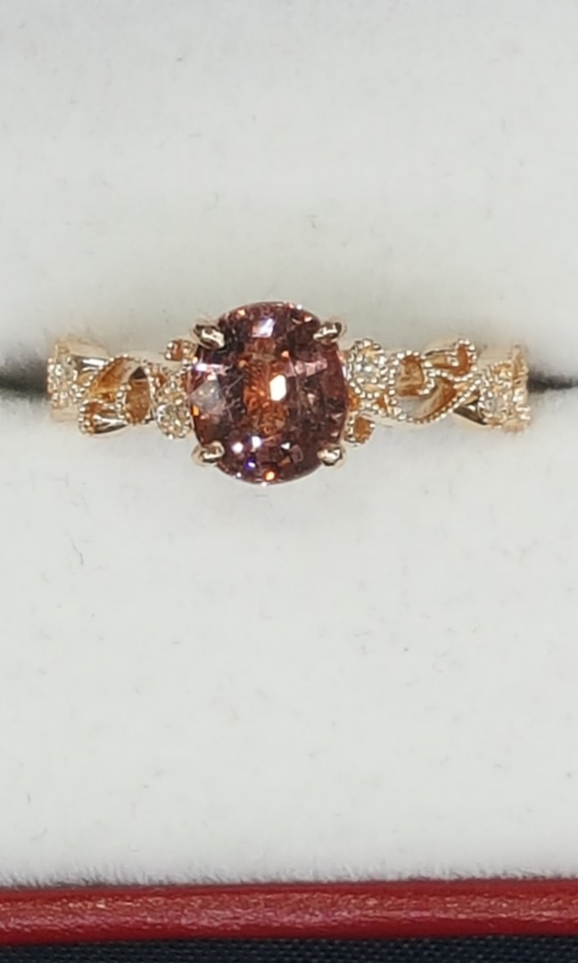 Vintage Design Spinel Ring (Authentic), Women's Fashion, Jewelry ...