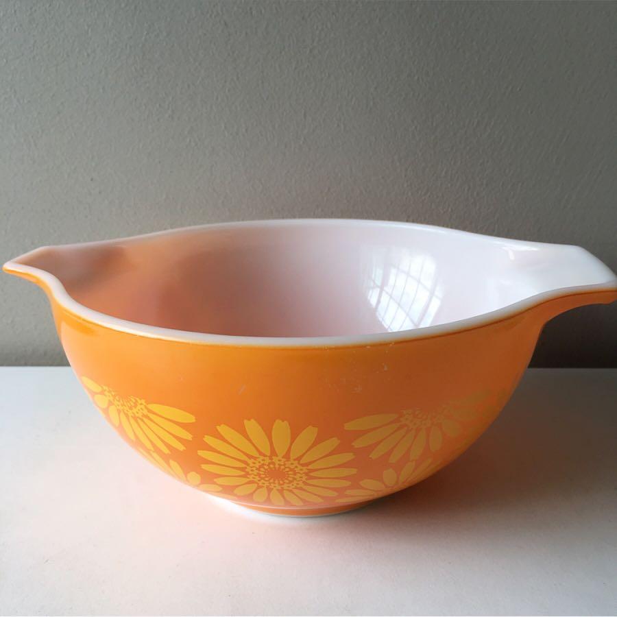 Vintage Pyrex 442 Sunflower Cinderella Mixing Bowl, Furniture & Home ...
