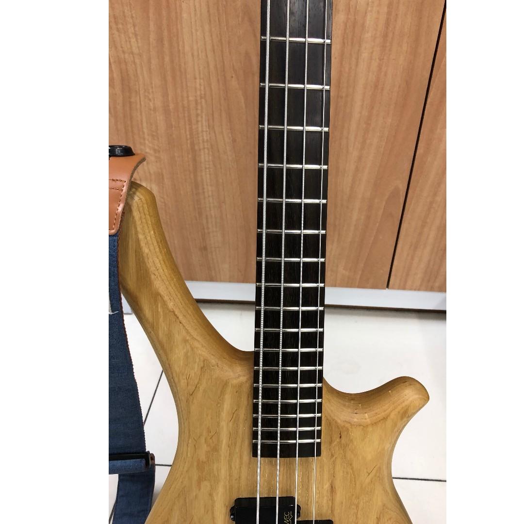 Warwick Rockbass Fortress 4-strings PJ Bass, 興趣及遊戲, 音樂樂器 & 配件, 樂器 ...