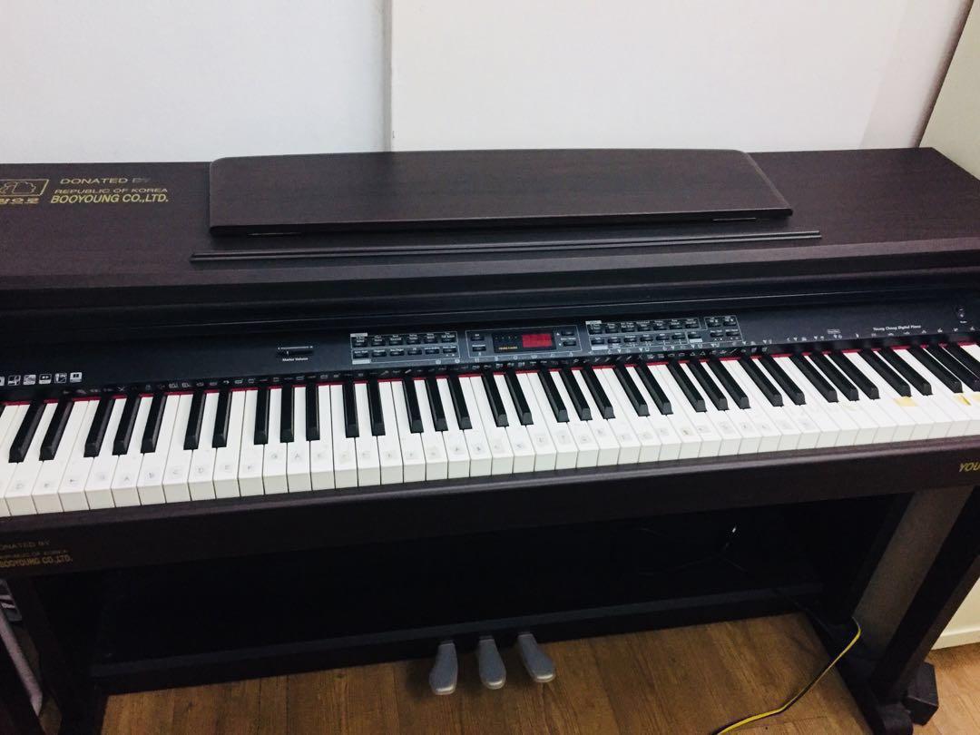 Young Chang Digital Piano, Hobbies & Toys, Music & Media, Musical ...
