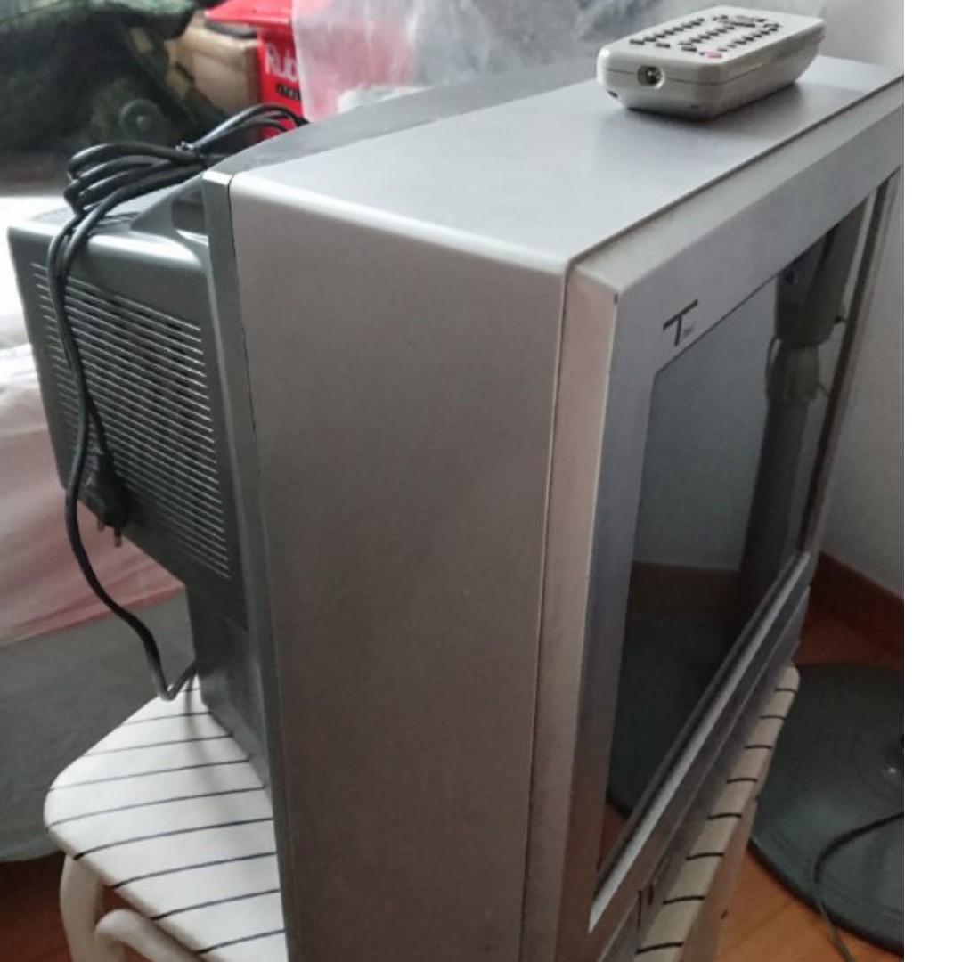 14'' CRT TV w/ digital TV converter box, TV & Home Appliances, TV ...