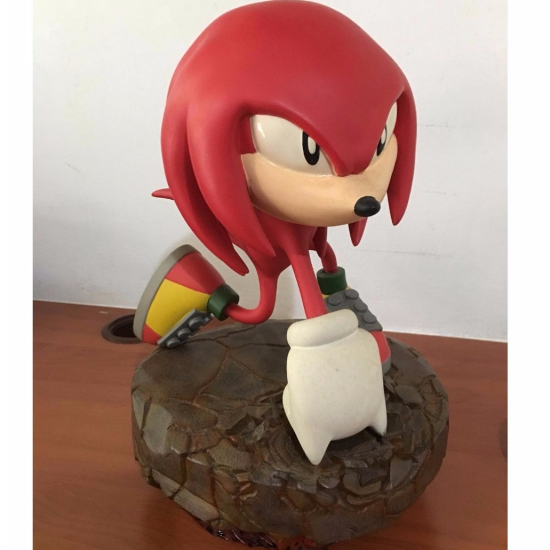 First 4 Figures Knuckles The Echidna Exclusive Statue, Hobbies & Toys ...