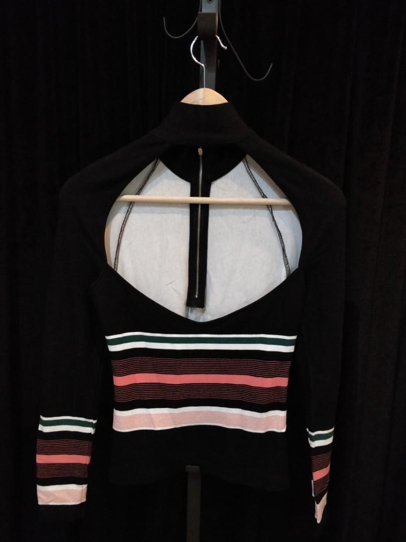 Tight fitting top, Women's Fashion, Tops, Other Tops on Carousell