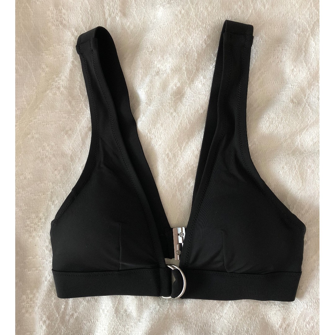 Black Triangle Bikini Top, Women's Fashion, Swimwear, Bikinis ...