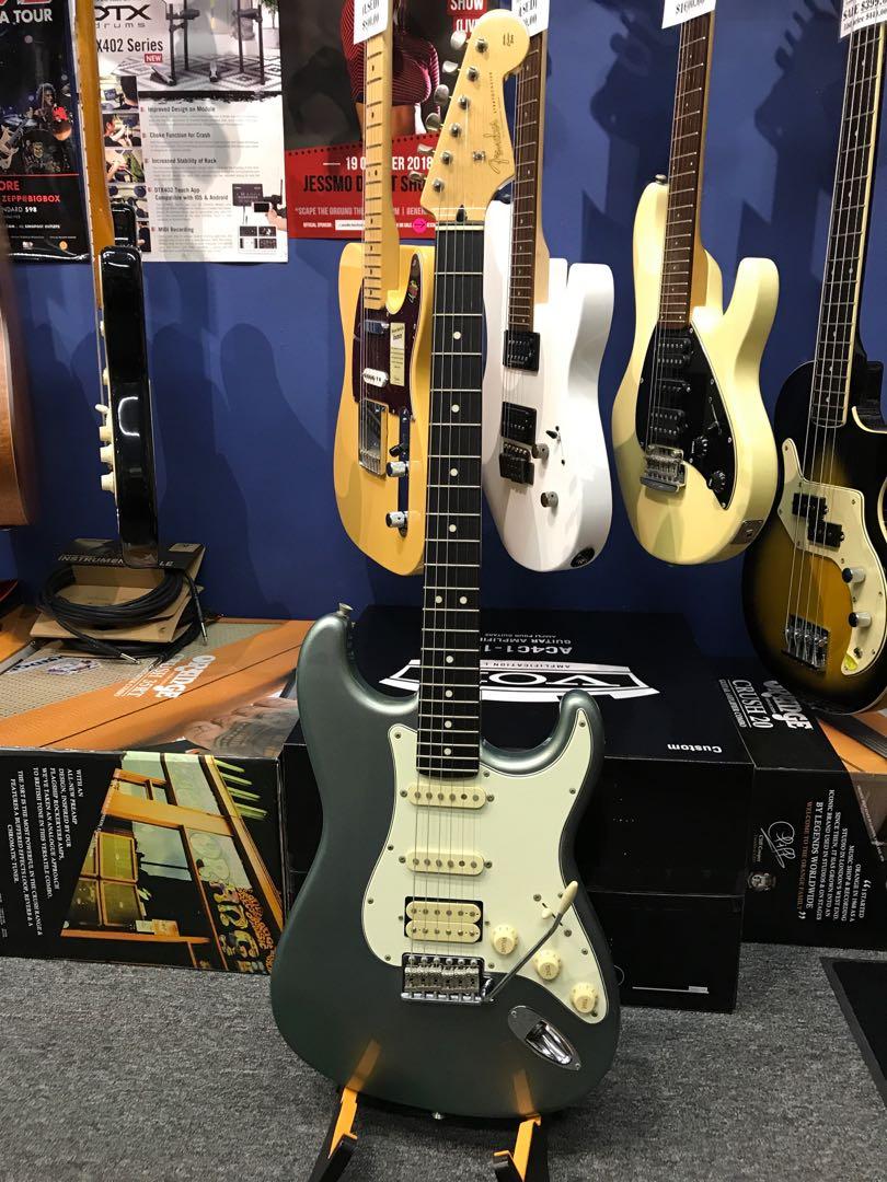 Fender Japan STR-VC Stratocaster, Hobbies & Toys, Music & Media ...