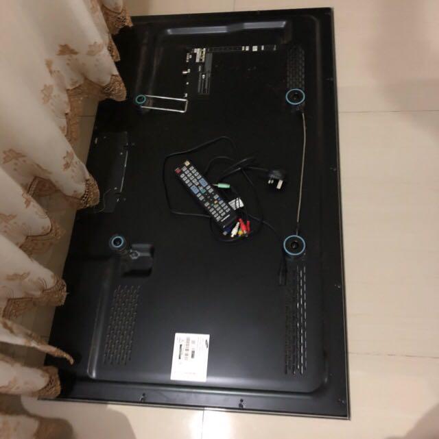 Samsung 46”LED TV NON SMART, TV & Home Appliances, TV & Entertainment ...