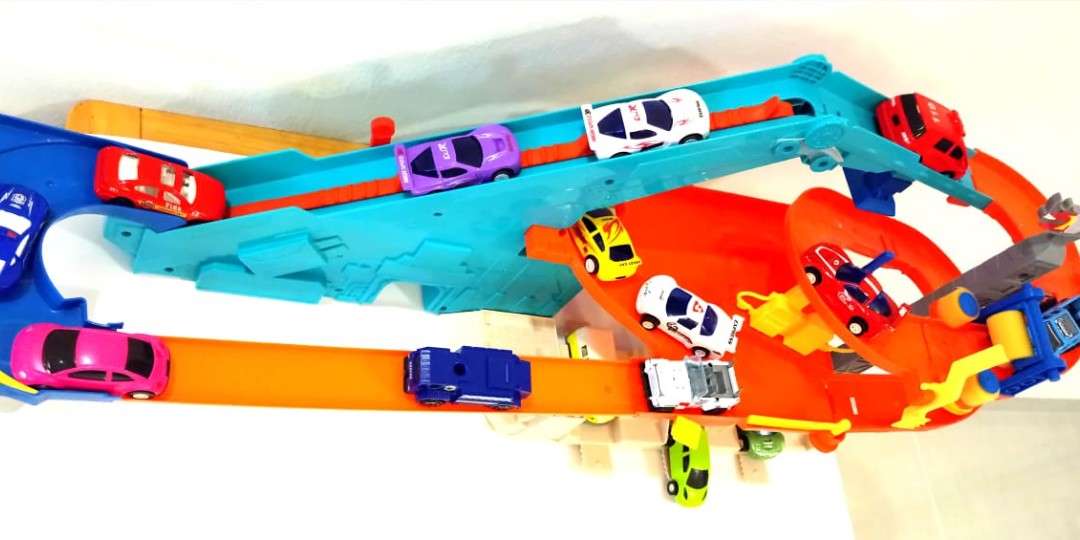 HOT WHEELS TOY CAR RAMP, Hobbies & Toys, Toys & Games on Carousell