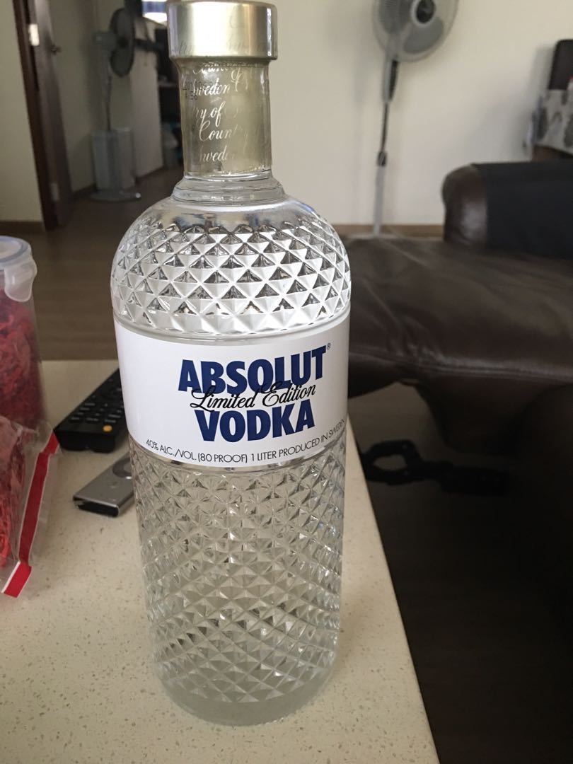 Vodka 1 Ltr, Food & Drinks, Alcoholic Beverages on Carousell