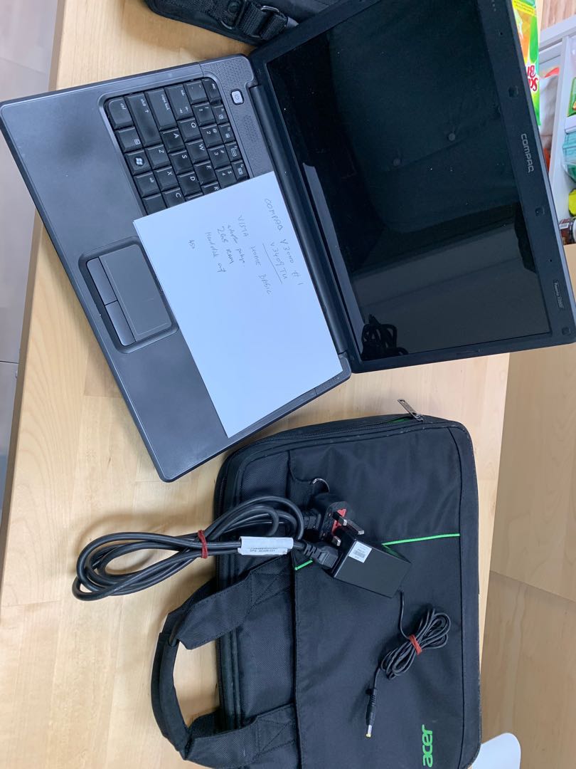 Compac laptop 2, Computers & Tech, Laptops & Notebooks on Carousell