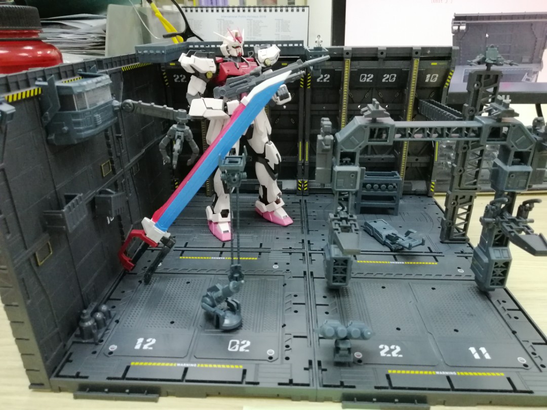 Gundam base diorama, Hobbies & Toys, Toys & Games on Carousell