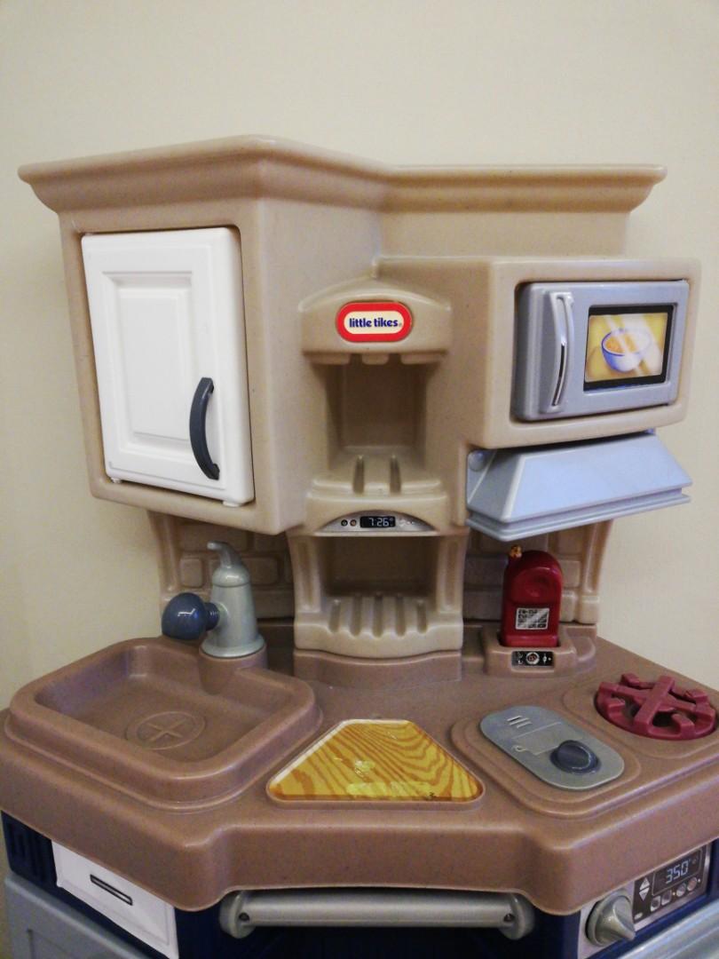 Little Tikes Kitchen Set, Babies & Kids, Baby Nursery & Kids Furniture ...