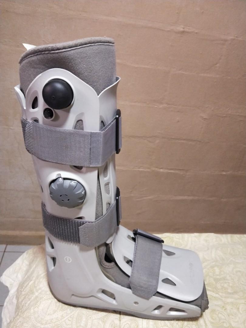 Aircast AirSelect Standard Walker Boot, Health & Nutrition, Assistive ...