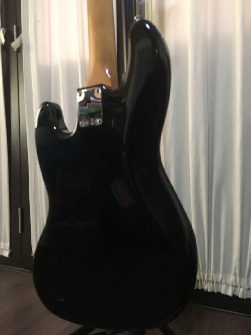 Fender Reggie Hamilton Jazz Bass, Hobbies & Toys, Music & Media ...