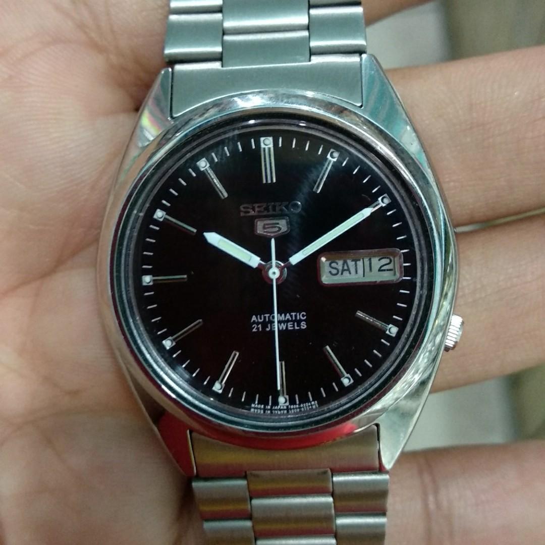Jam tangan seiko 5 otomatis normal, Fesyen Pria, Jam Tangan di Carousell